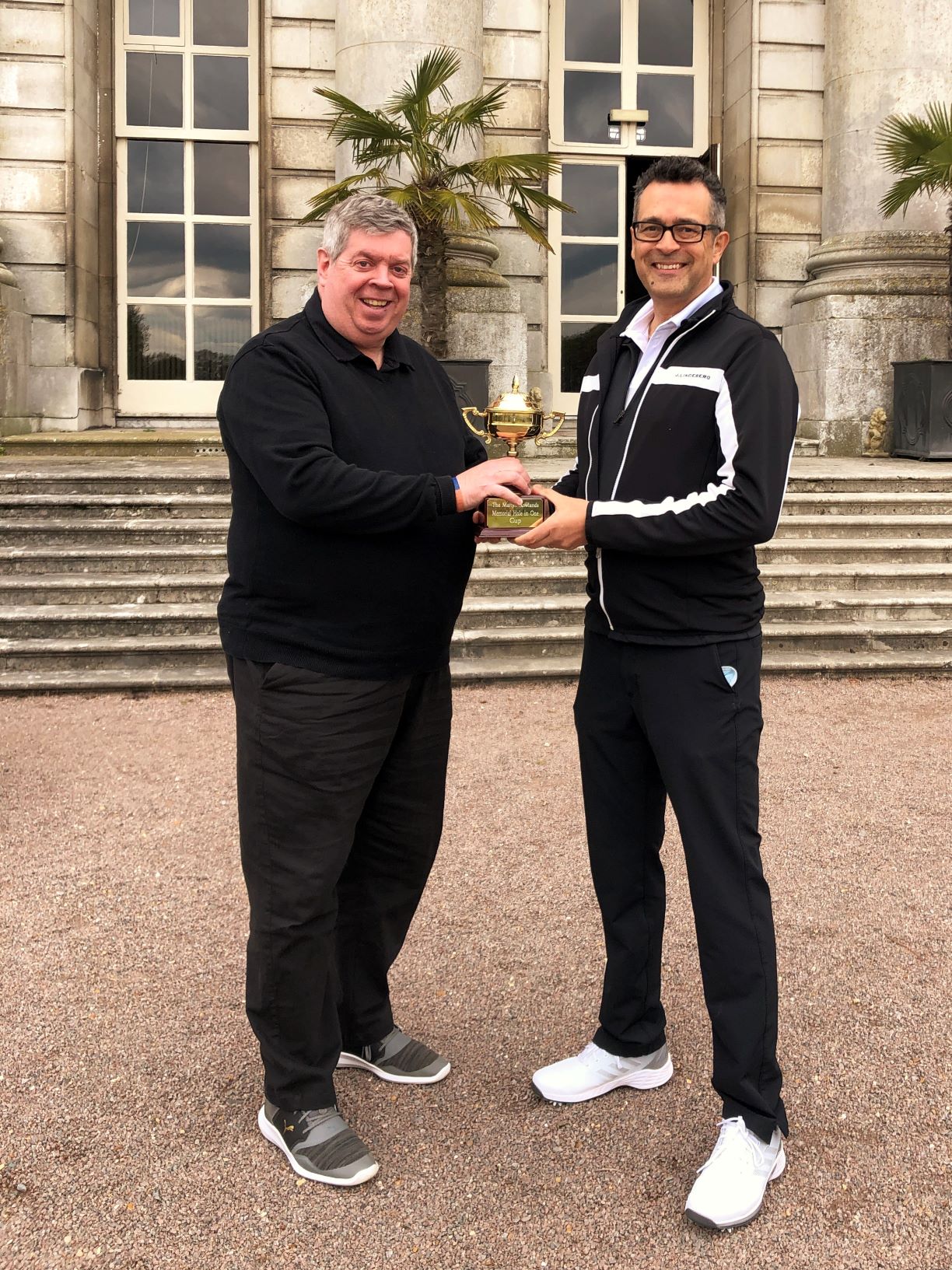 The Martyn Rowlands Memorial Hole in One Cup – EPiC Golfing Society